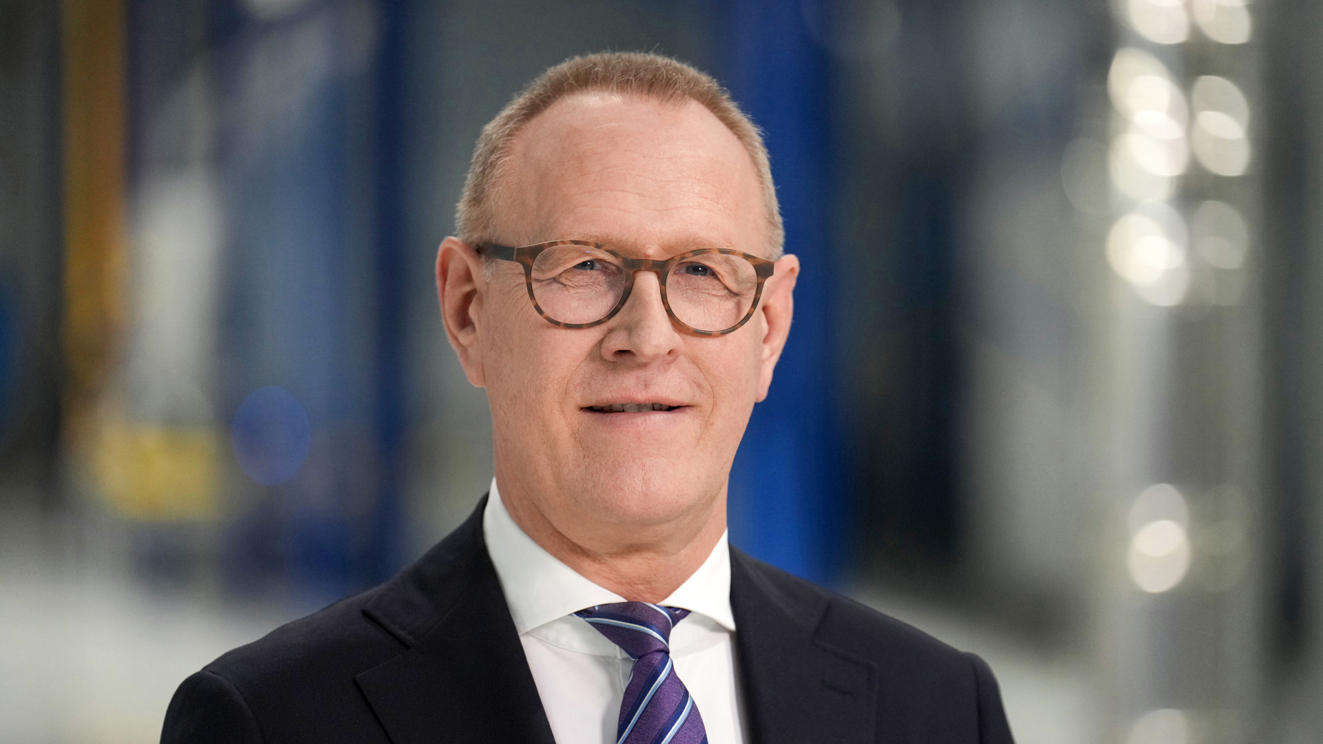 BLG-Chef lehnt chinesische Investoren nicht kategorisch ab - DVZ