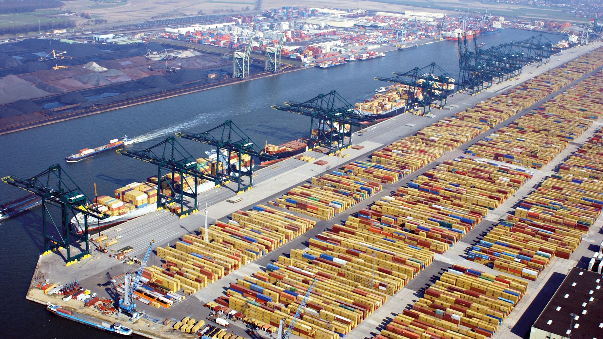 Port of Antwerp-Bruges: Flexibel im Doppelpack - DVZ