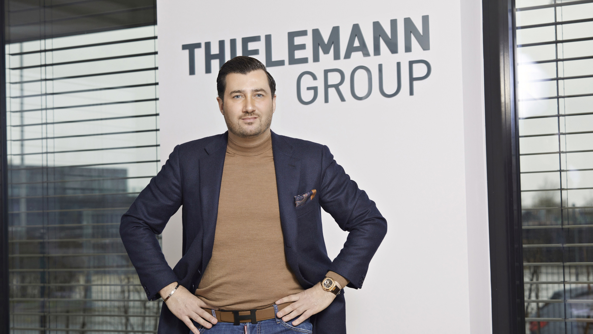Navid Thielemann steigt in das M&A-Karussell ein - DVZ