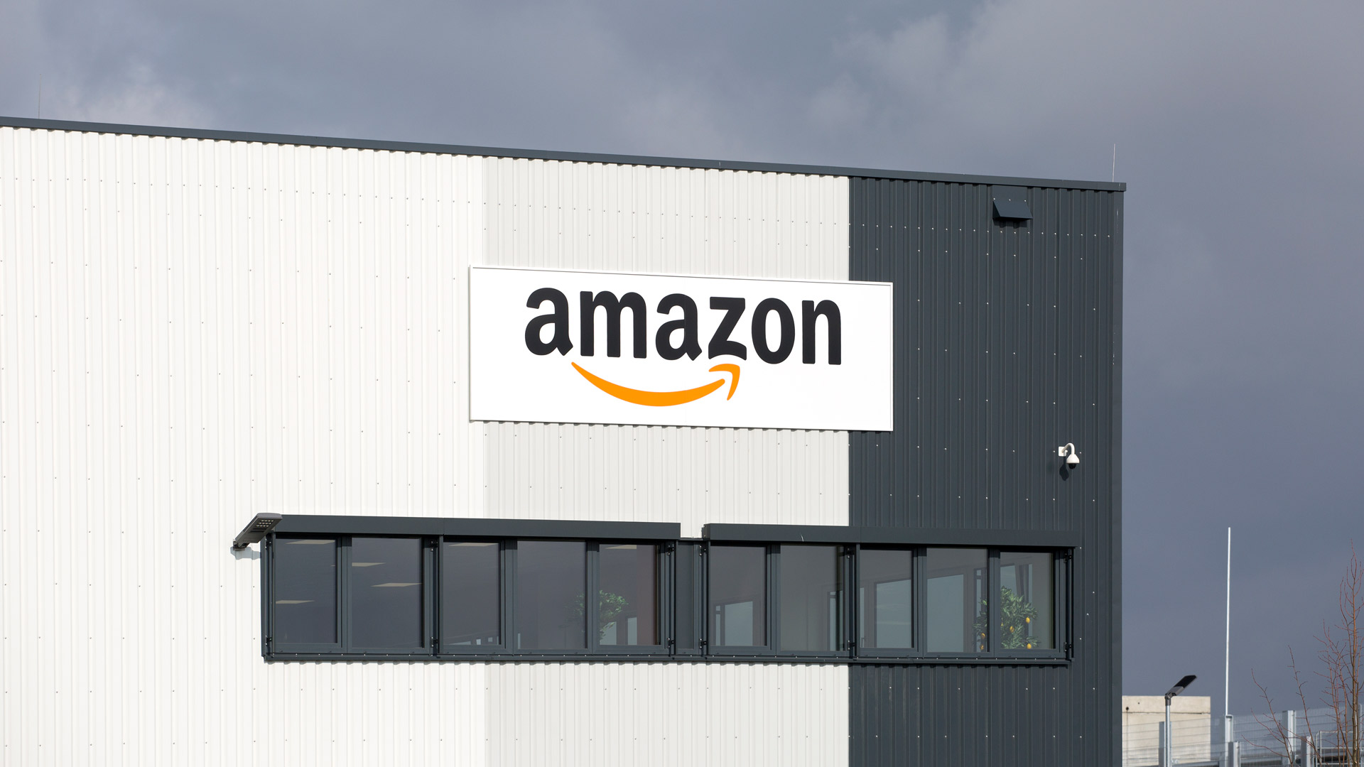 Amazon eröffnet Logistikzentrum im Kreis Oldenburg - DVZ