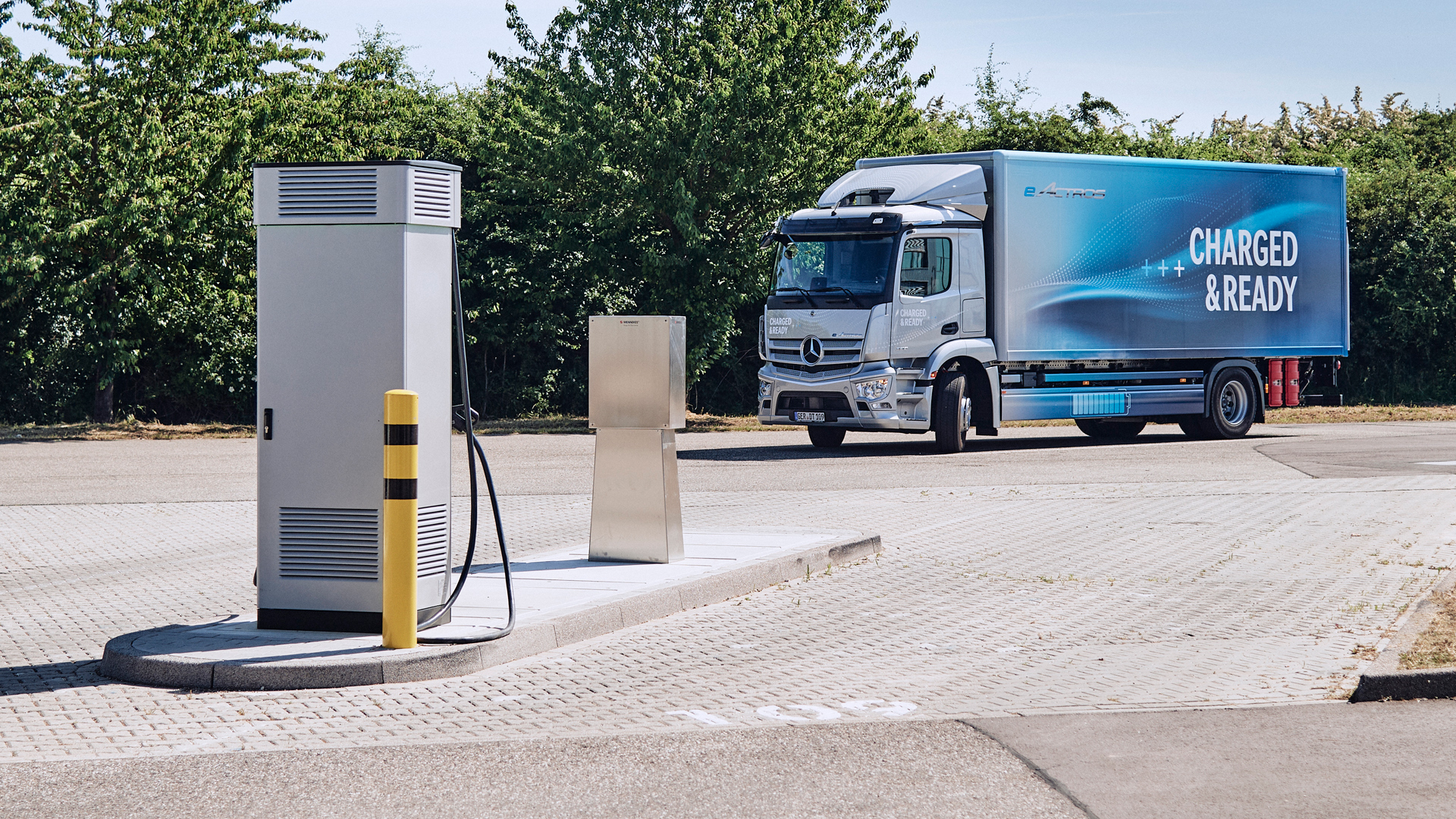 Rhenus Home Delivery baut den E-Lkw-Fuhrpark aus - DVZ