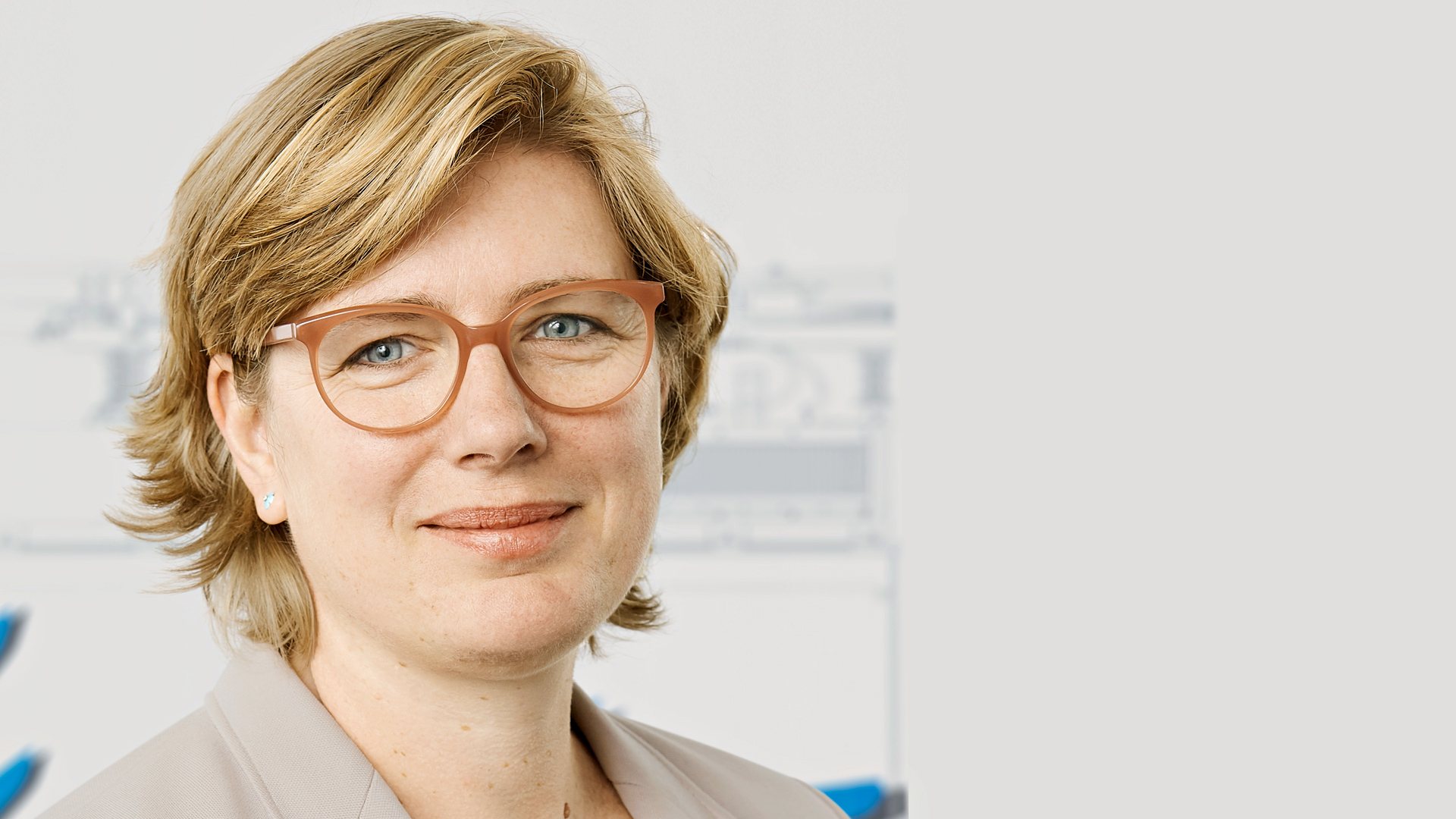 Van der Sluis wird zweite Geschäftsführerin bei Lokomotion - DVZ