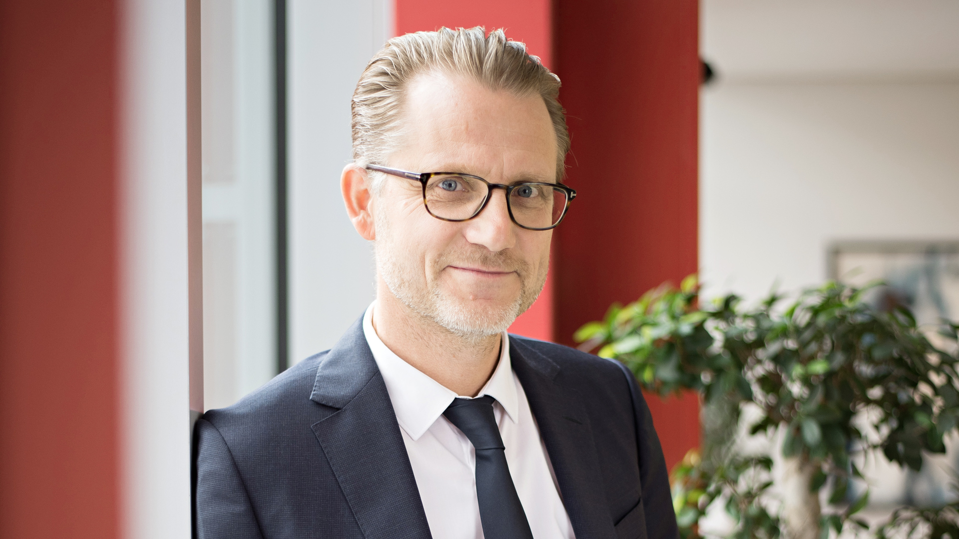 Alle zieht es auf die Plattformen - DVZ