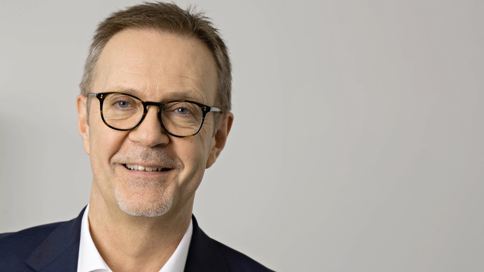 Uwe Wedig bleibt HGK-CEO - DVZ