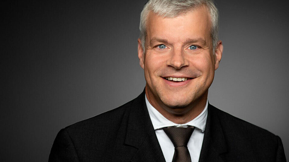 Johann Ubben verlässt Captrain - DVZ