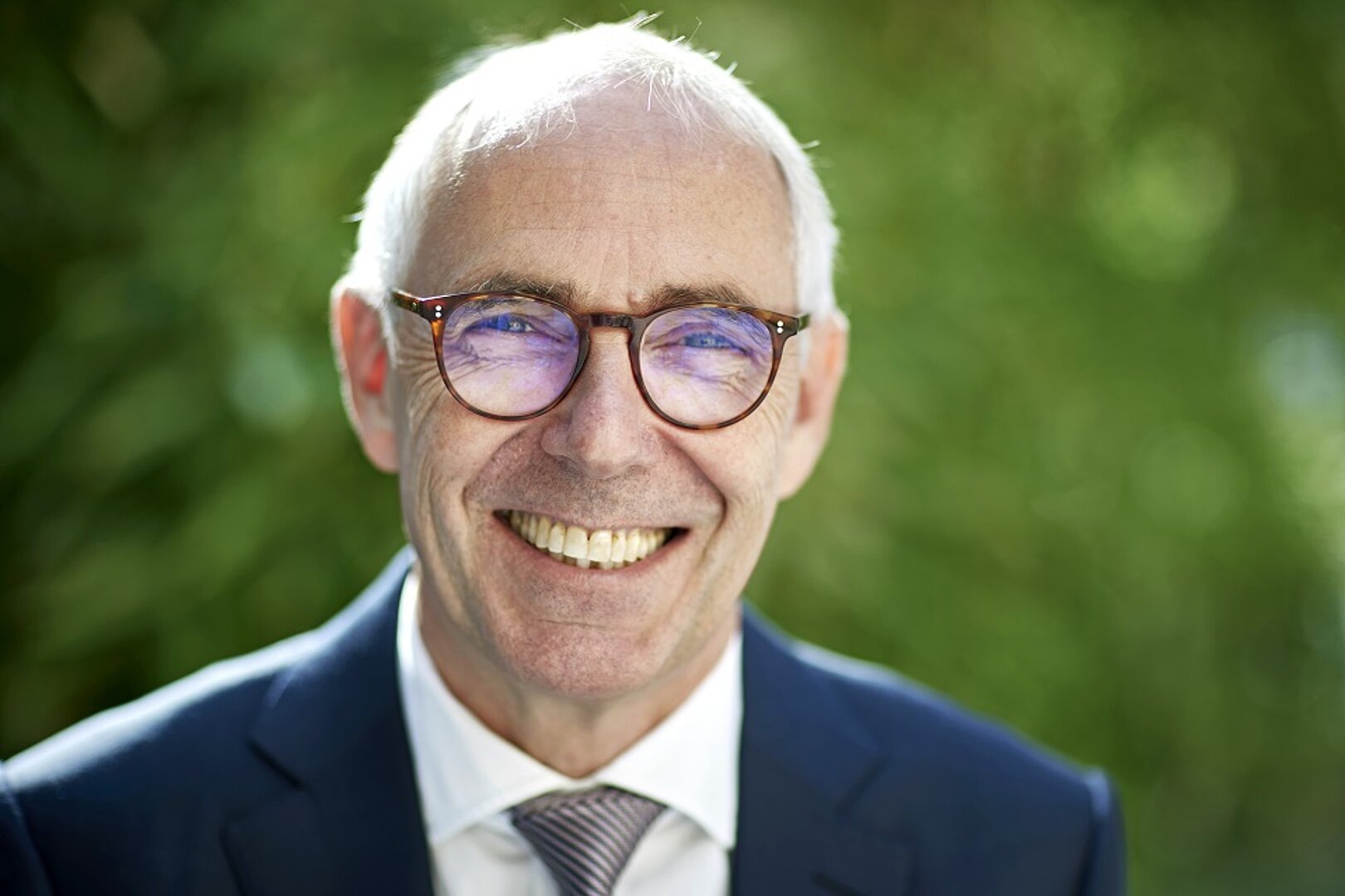 Immobilienentwickler Triwo kauft Flughafen Hahn - DVZ