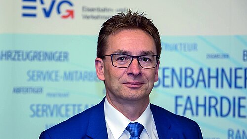 Ex-EVG-Chef Westphal gibt auch Amt bei Allianz pro Schiene ab - DVZ