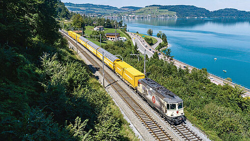 Die Schweizer Post setzt auf die Schiene - DVZ
