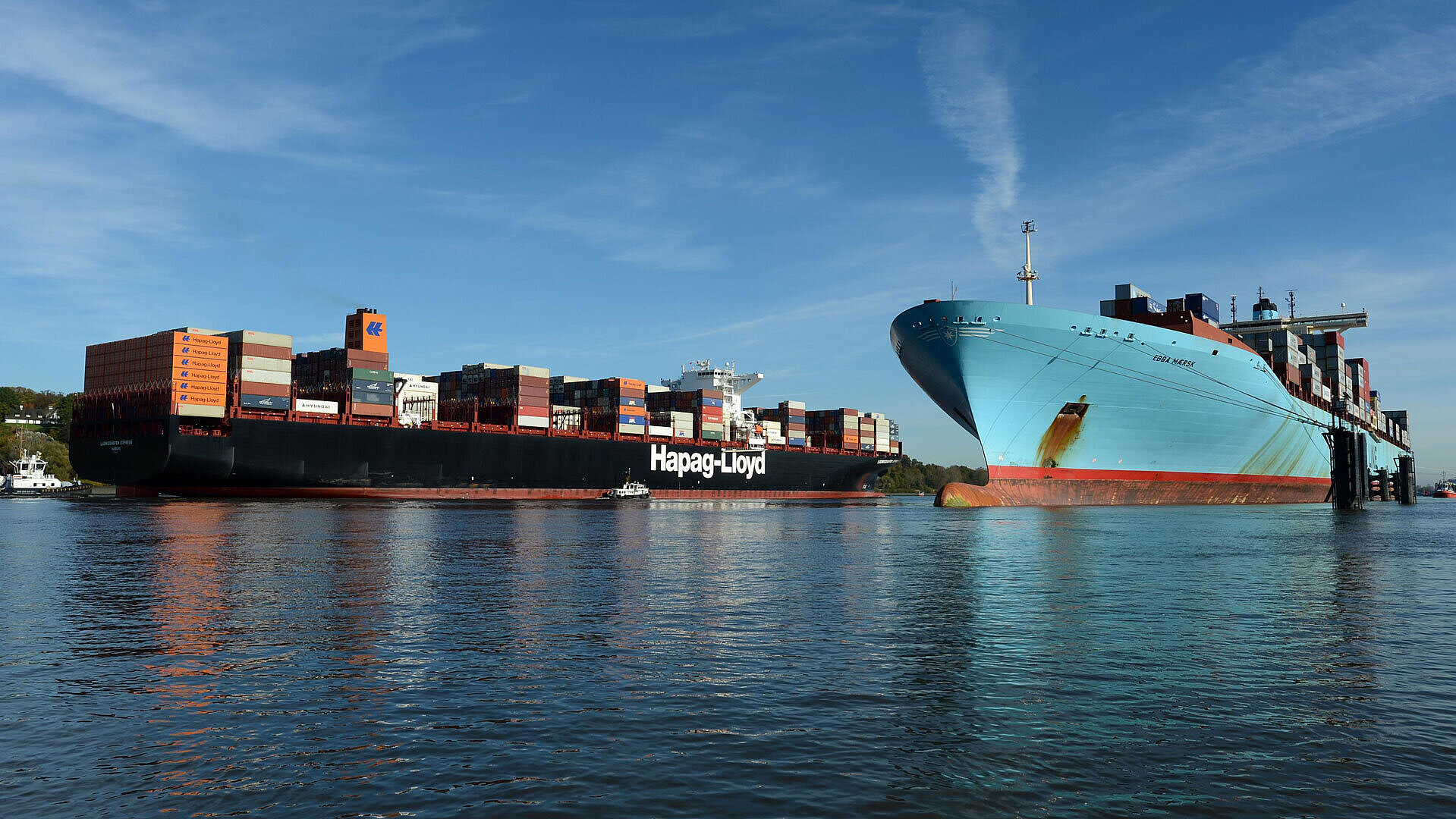 Feuer an Bord von Maersk-Containerschiff - DVZ