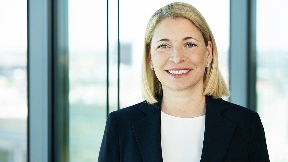 Offiziell: Evelyn Palla wird neue Bahnchefin - DVZ