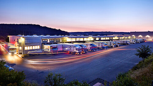 Online Systemlogistik führt grüne Transportoption ein - DVZ