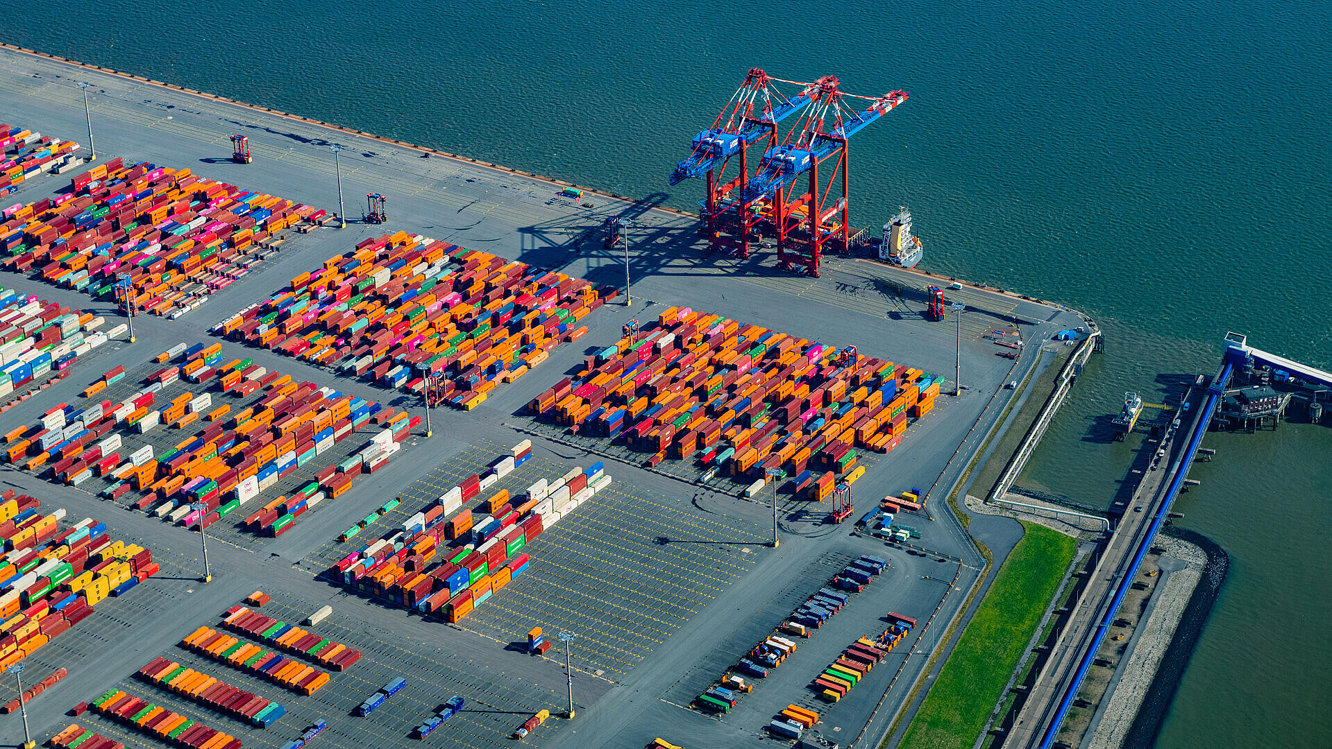 Eurogate testet autonome Transporte in Wilhelmshaven - DVZ