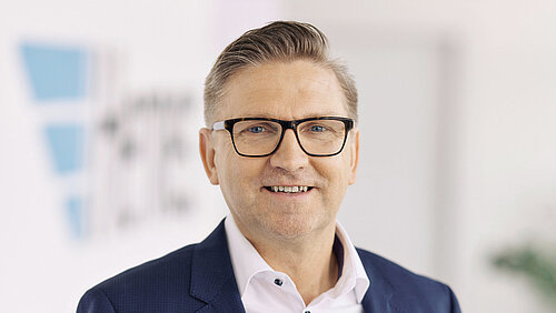 Hermes-COO: „Viele Lösungsansätze werden noch getestet“ - DVZ