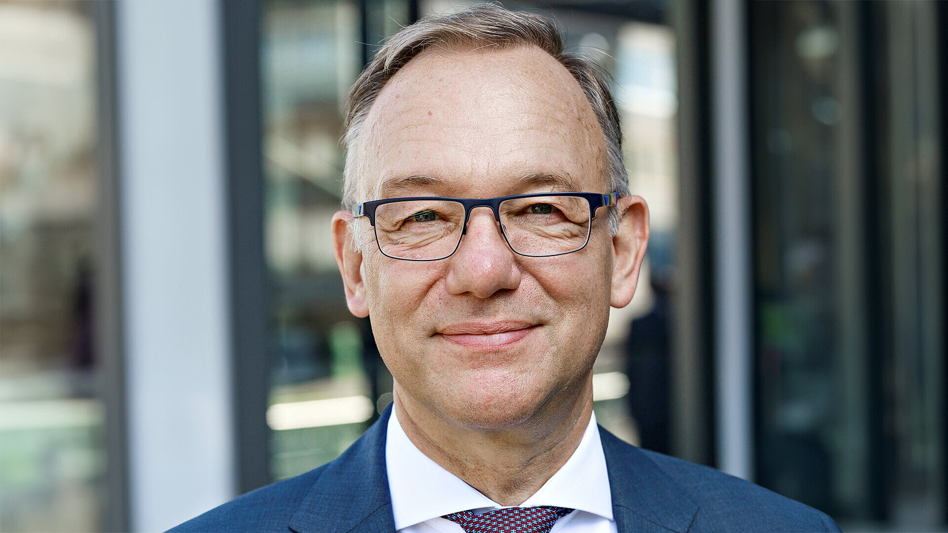 Detlef Trefzger wird Mitglied des Boards bei Swissport - DVZ