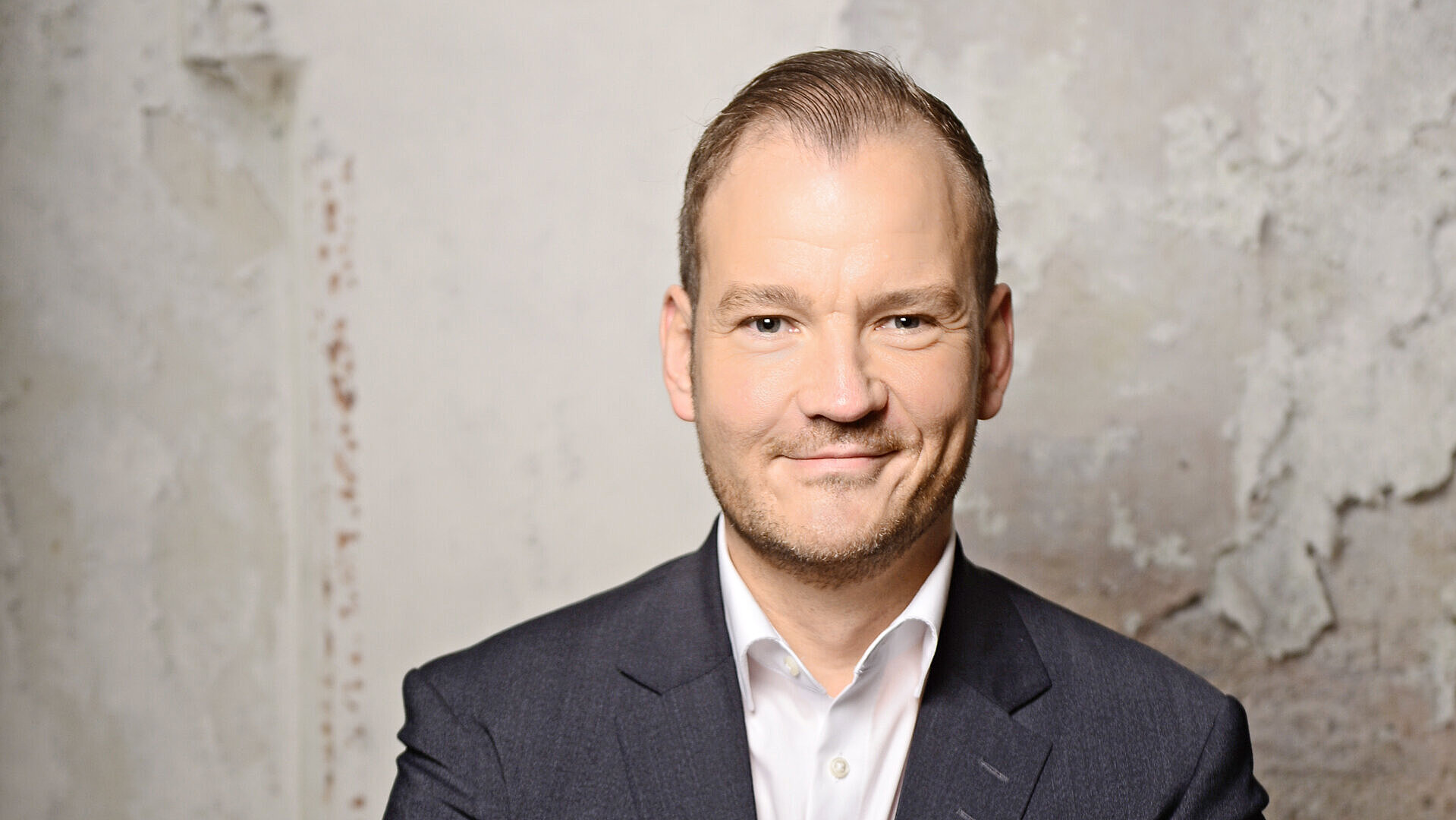 Stefan Kibbas ist neuer CEO von DB Cargo Belgium - DVZ