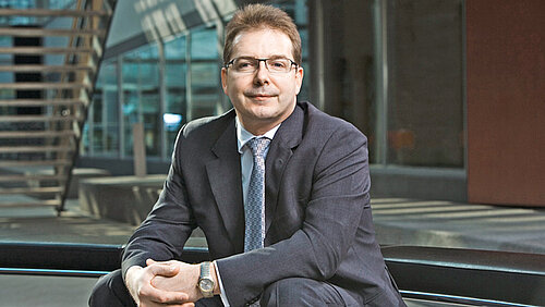 Anslinger sitzt ab 2014 Vorstand DB Schenker Rail Deutschland vor - DVZ