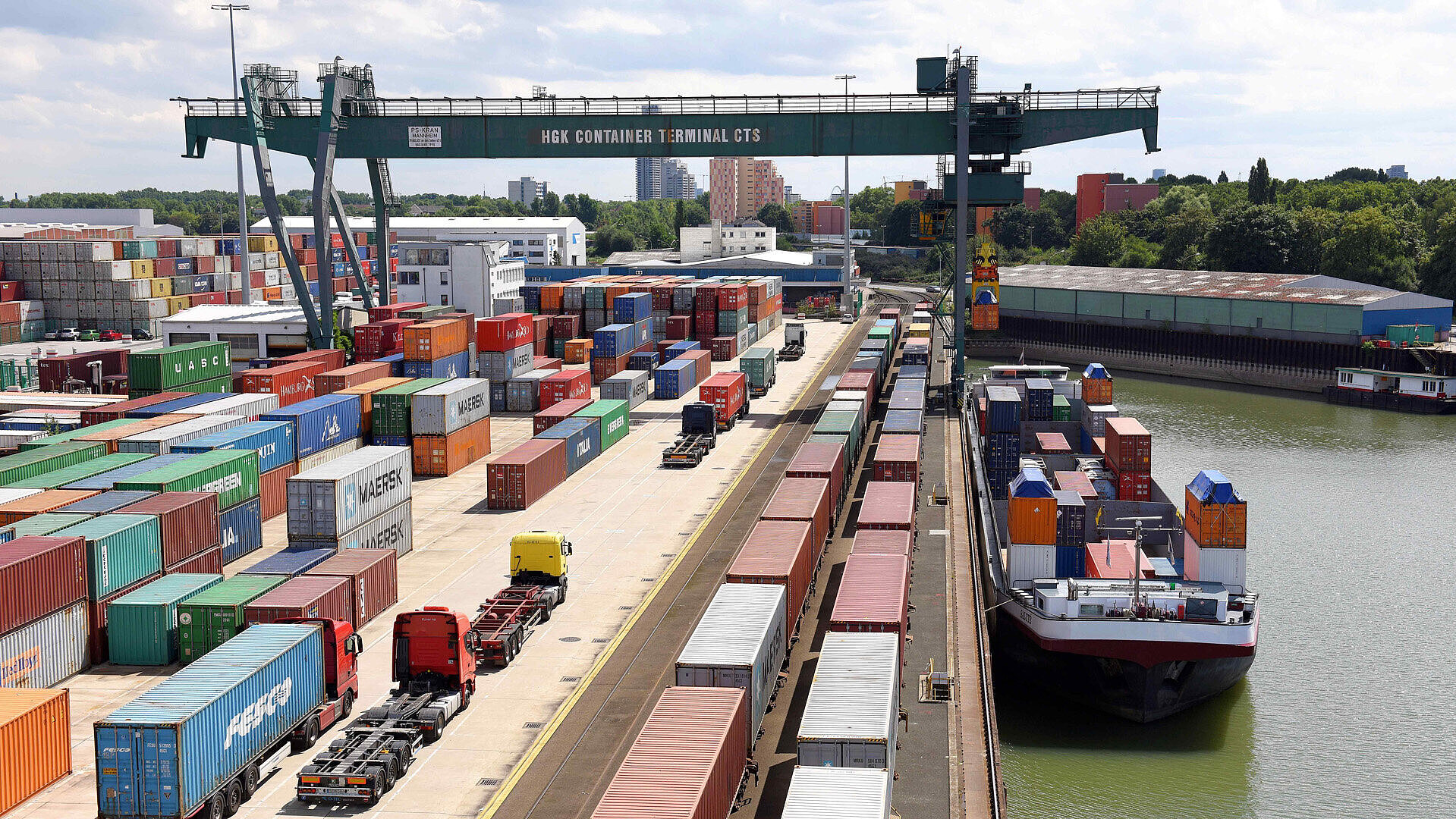 Aus Neska wird HGK Logistics and Intermodal - DVZ