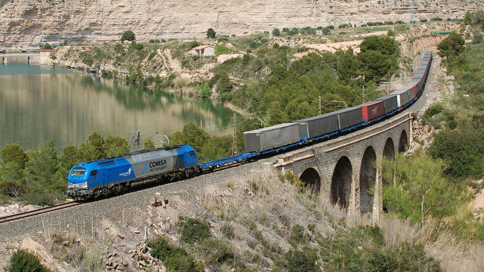 Comsa Rail wird Captrain Espana - DVZ