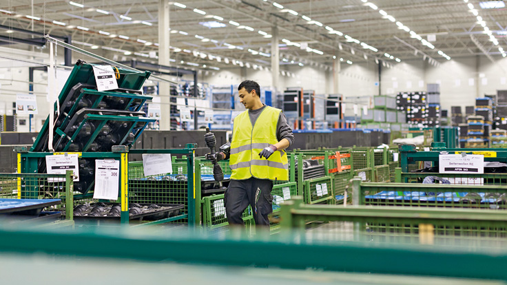 Seifert investiert in Auto-Logistik - DVZ