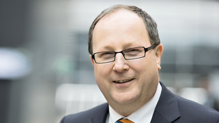 Prof. Thomas Wimmer zum ELA-Vizepräsidenten gewählt - DVZ