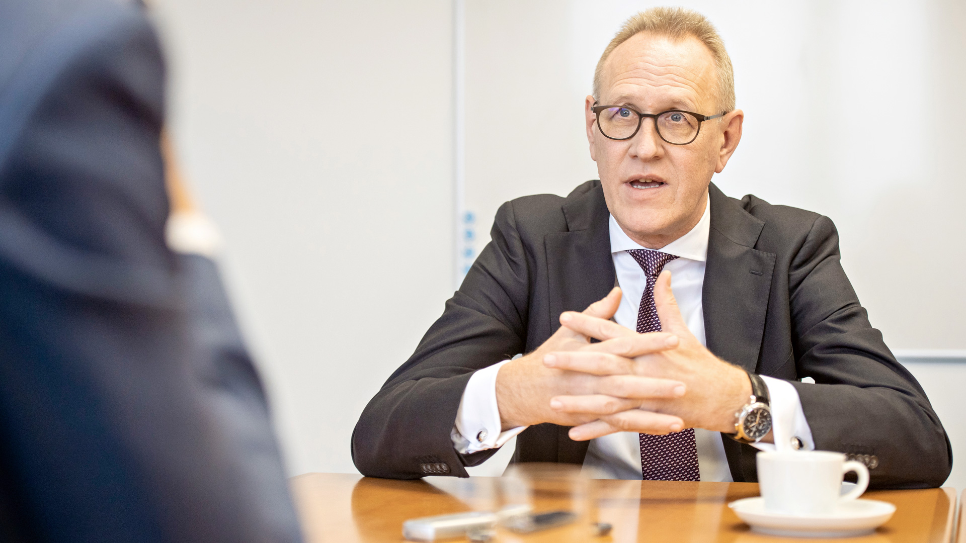 Frank Dreeke: „Hamburg wird voll ausgelastet sein“ - DVZ