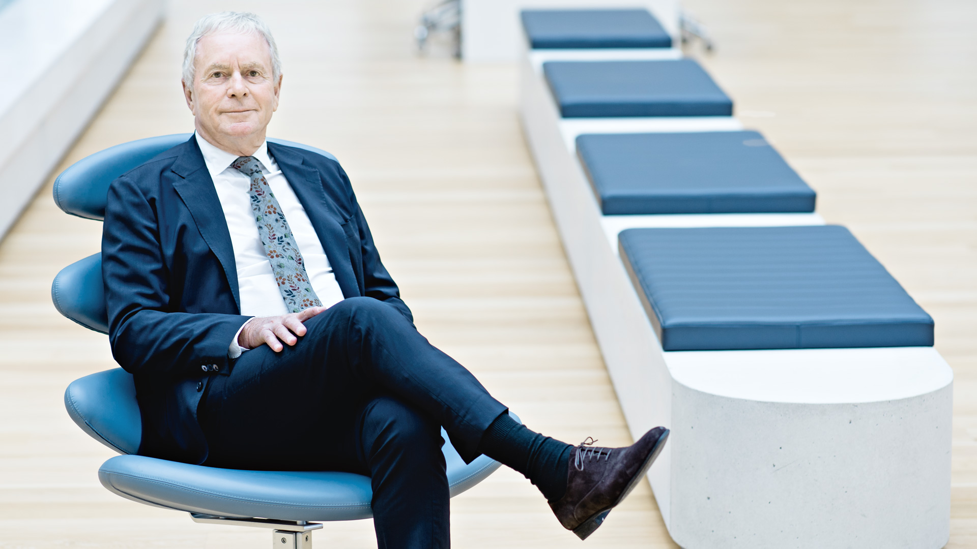 Kurt K. Larsen sagt „farvel“ - DVZ