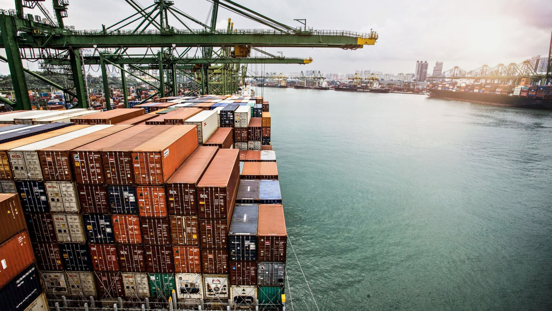 Rhenus kauft Freight Logistics in Miami - DVZ