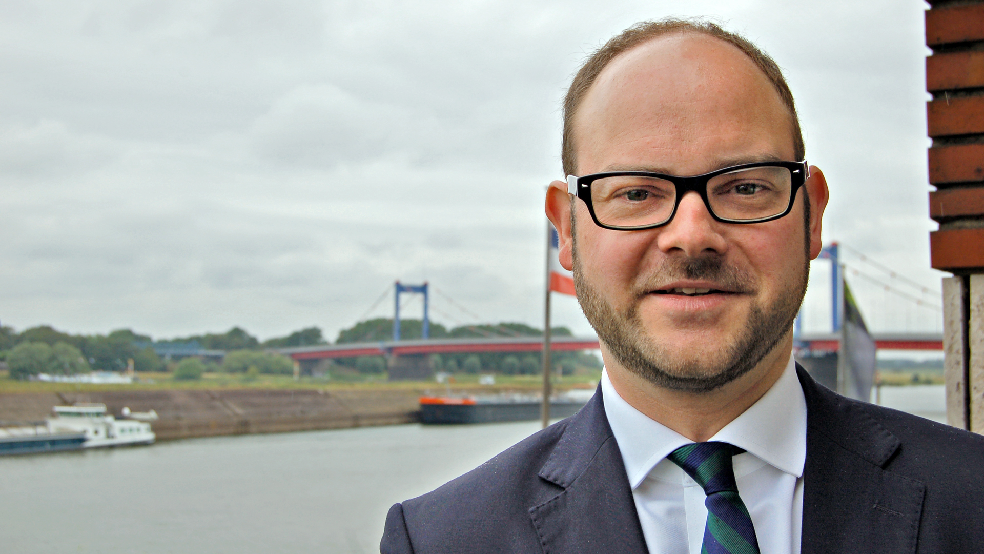 „Ich verstehe mich als Dolmetscher“ - DVZ