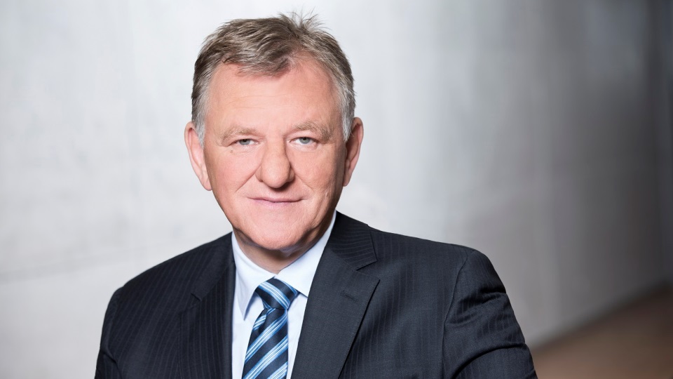 Renschler verlässt Vorstand von Traton - DVZ