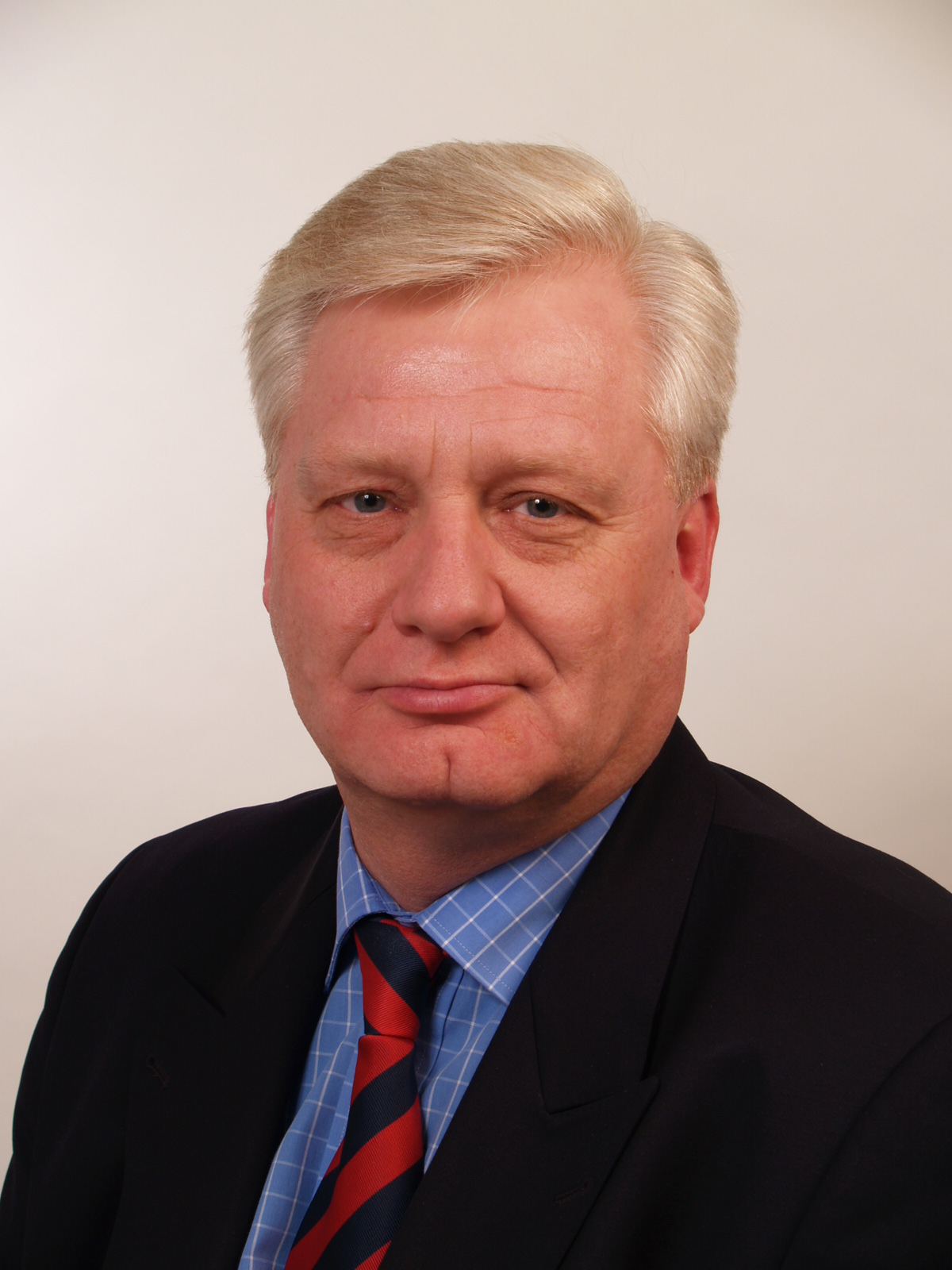 HTAG-Vorstandsprecher Seefeldt hört Ende September auf - DVZ