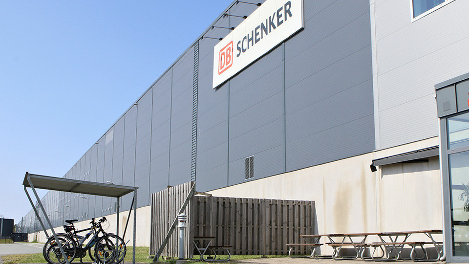 Schweden: DB Schenker expandiert in der Kontraktlogistik - DVZ