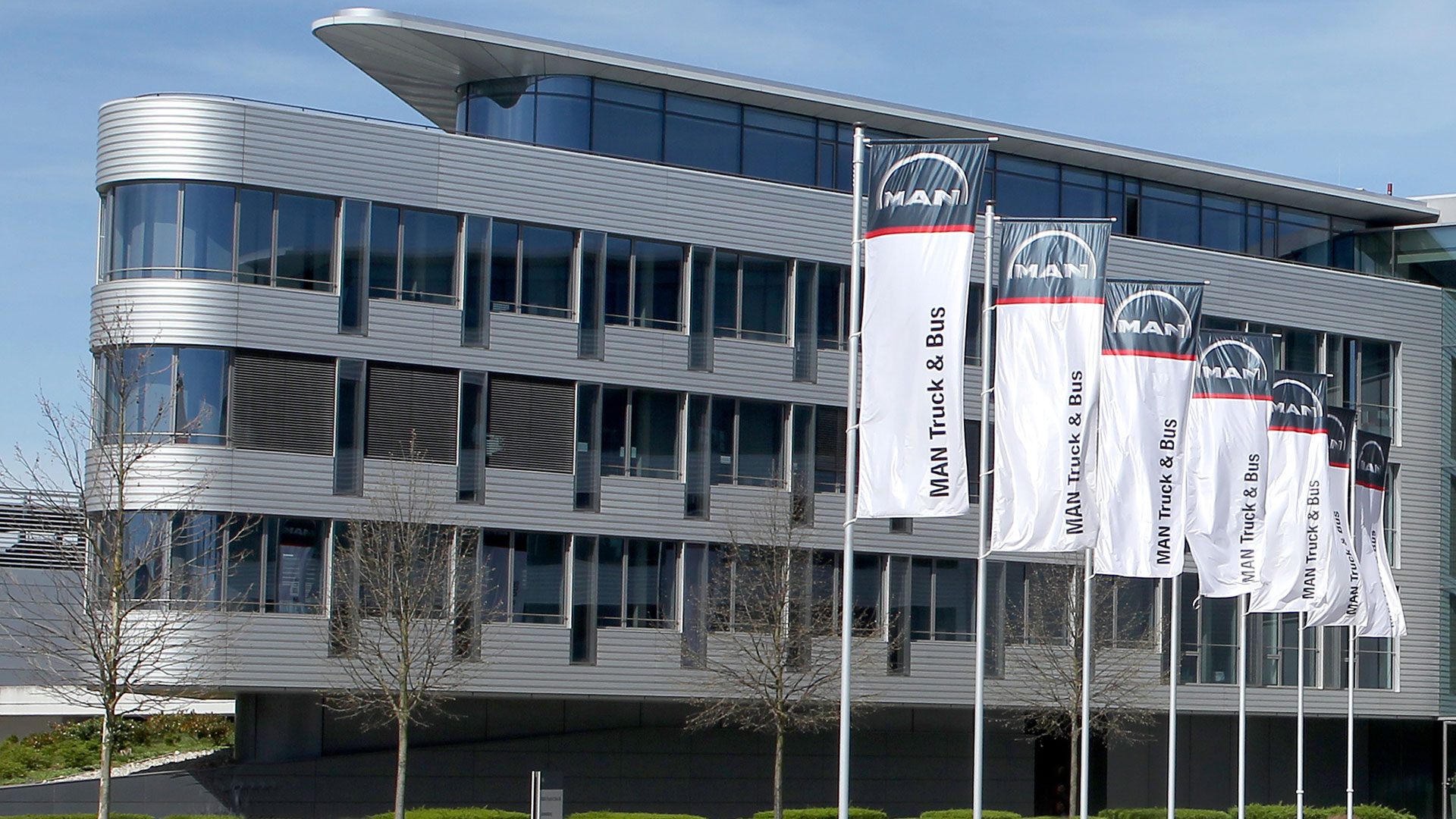 MAN stellt auf Zukunfttechniken um - DVZ