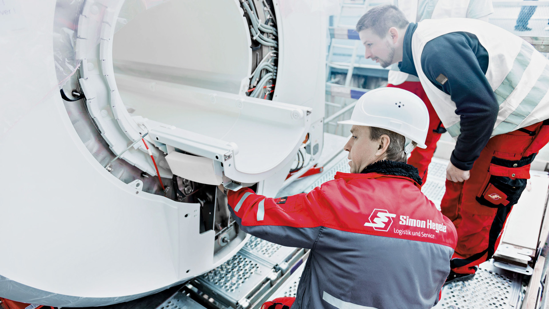 Simon Hegele expandiert nach Frankreich - DVZ